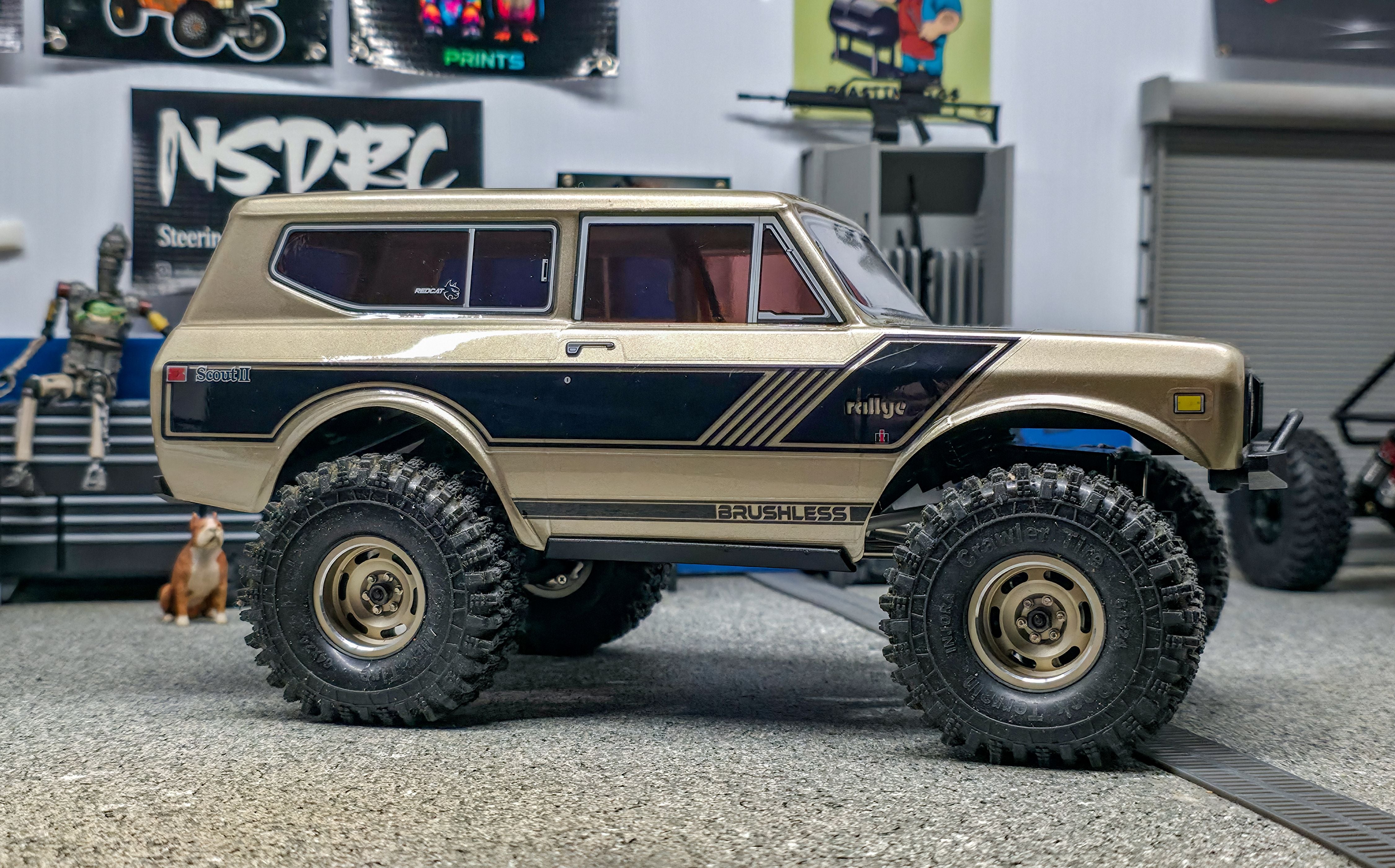 Ascent 18 Scout II Brushless RTR – 828RC and Collectibles